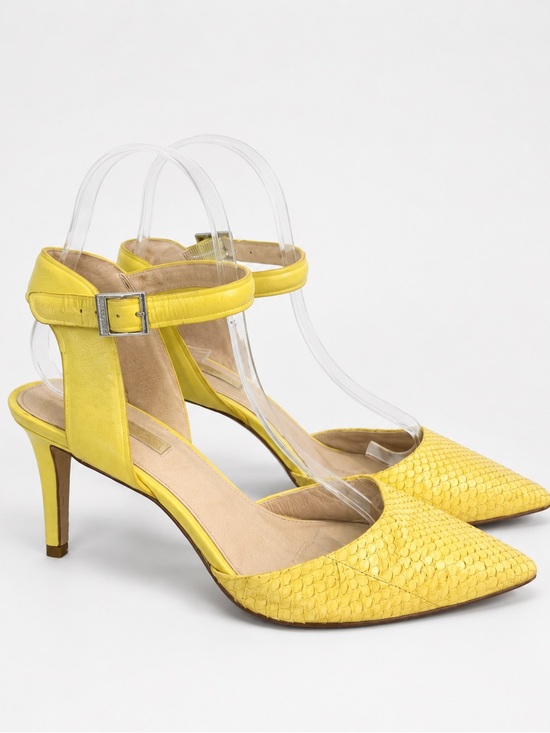 Louise et Cie | Shoes | Louise Et Cie Butter Yellow Pointed Toe Dorsay ...